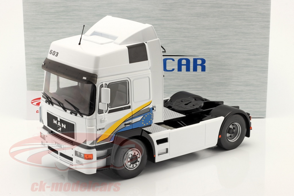 ModelCarGroup 1:18 MAN F2000 Truck Year 1994 white ModelCar Group ...