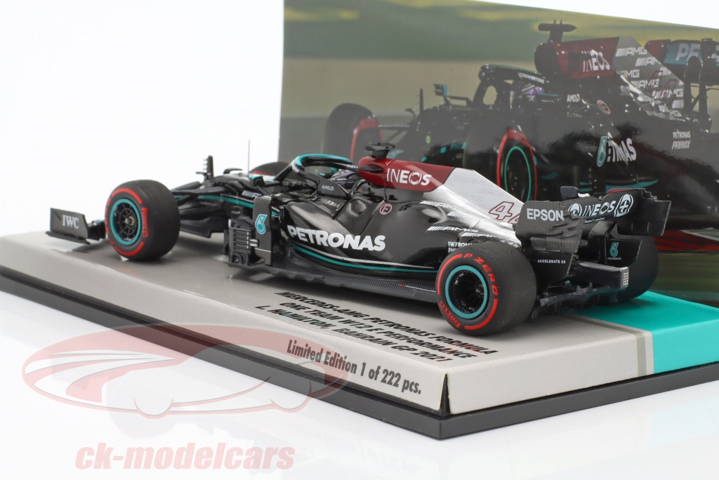 Minichamps 1:43 L. Hamilton Mercedes-AMG F1 W12 #44 Sieger Bahrain GP Formel 1 2021 413210144 ...