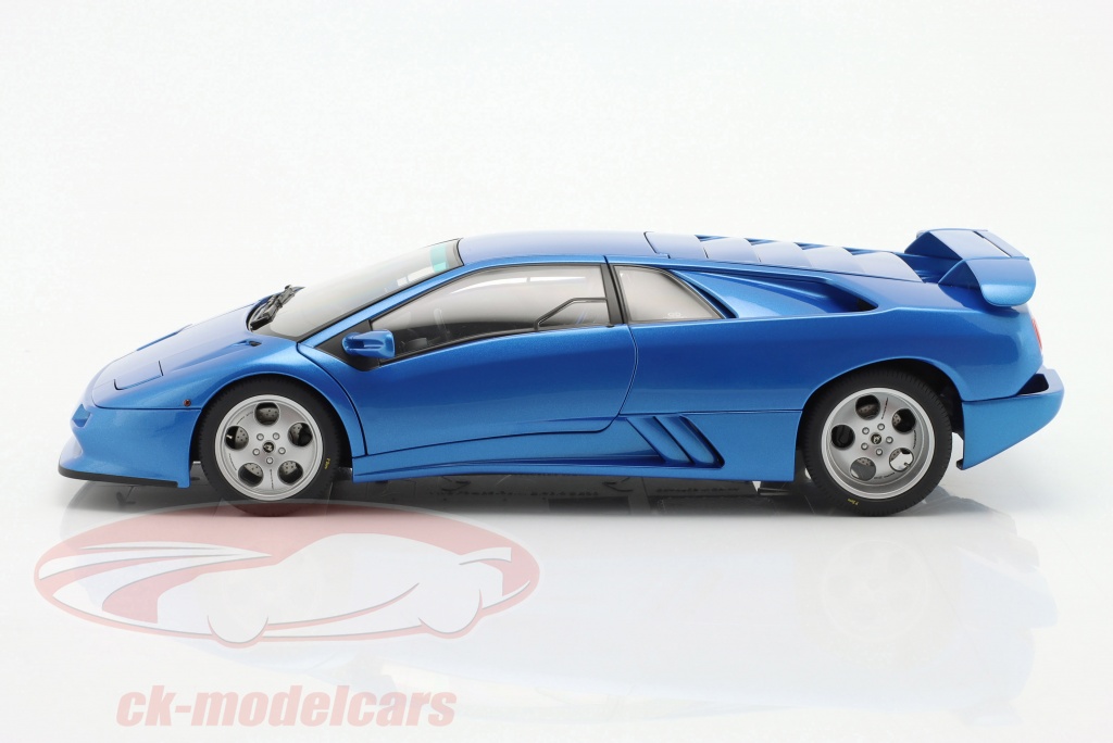 AUTOart 1:18 Lamborghini Diablo SE30 建設年 1993 青い メタリック 79156 モデル 車 ...