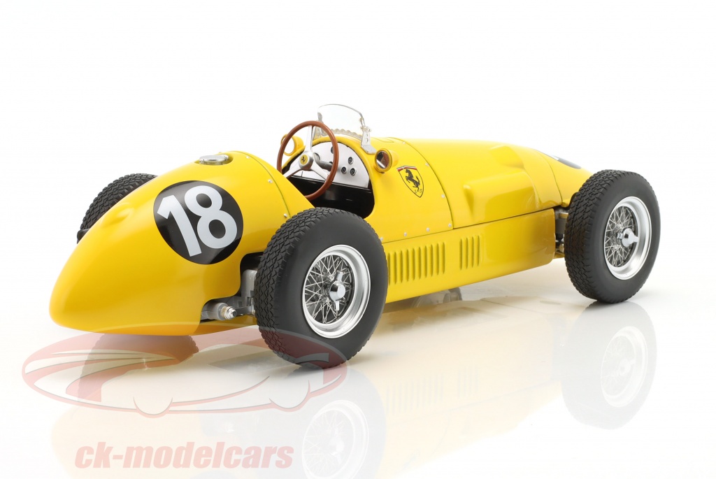 CMR 1:18 J. Swaters Ferrari 500 F2 #18 vinder International Avus race 1953 CMR198 model bil ...