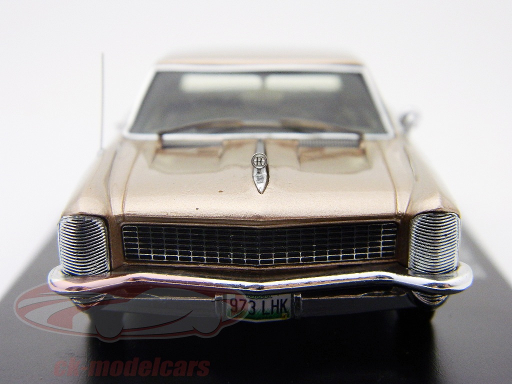 Spark 1:43 Buick Riviera Year 1956 pink metallic S2953 model car S2953 ...