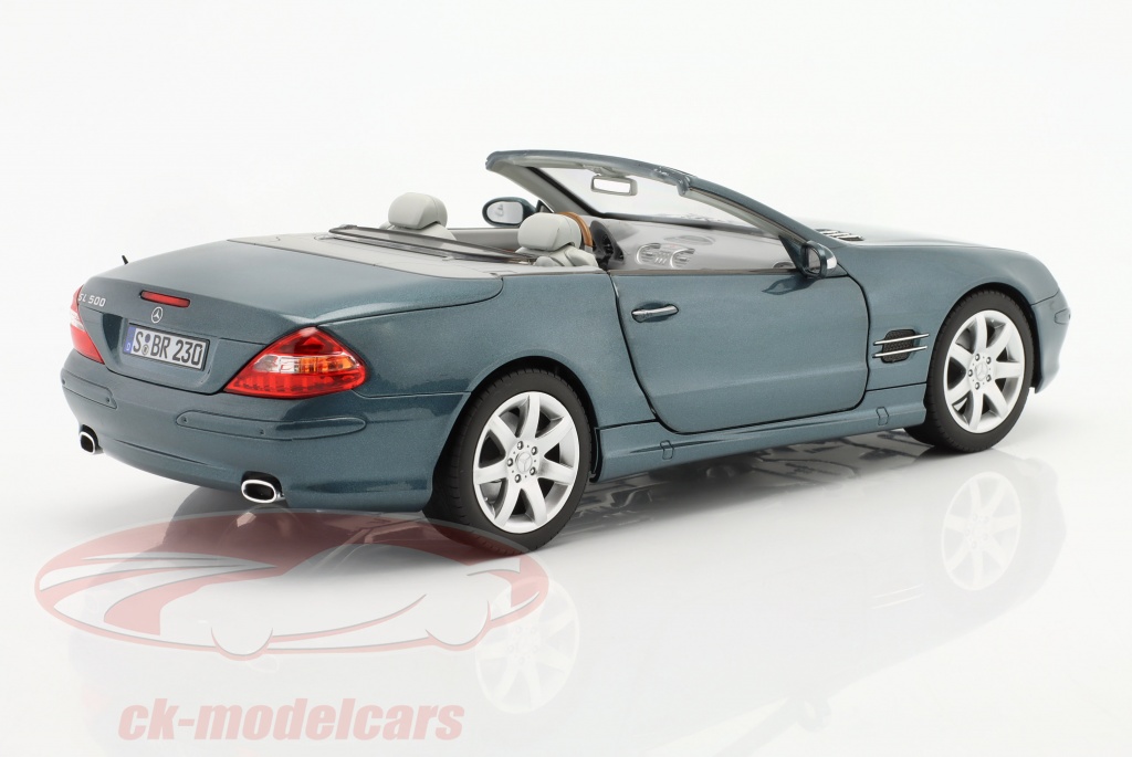 Norev 1:18 Mercedes-Benz SL 500 (R230) Baujahr 2001-2006 topasblau B66040689 Modellauto B66040689