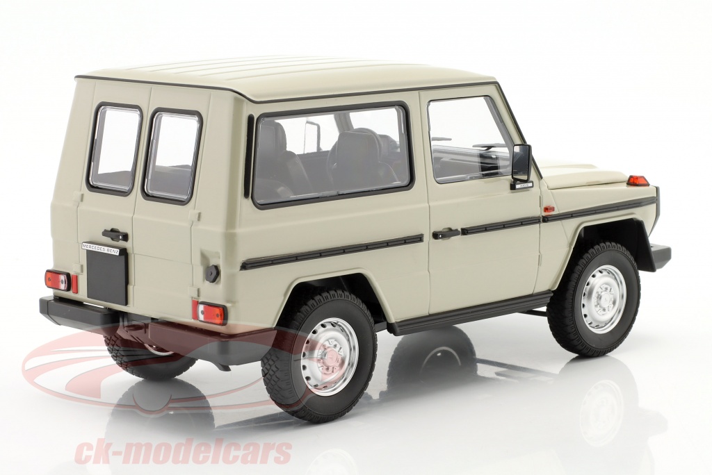 Minichamps 1:18 Mercedes-Benz G-Model Short (W460) Baujahr 1980 grau ...