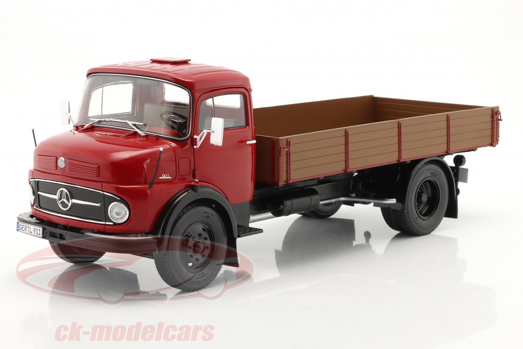 Schuco 1:18 Mercedes-Benz L911 Pritschen-LKW mit Plane rubinrot 450016400 Modellauto 450016400 ...