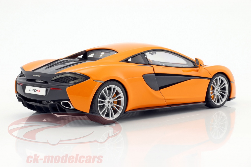 AUTOart 1:18 McLaren 570S Byggeår 2016 orange Med sølvfarvet hjul 76044 ...