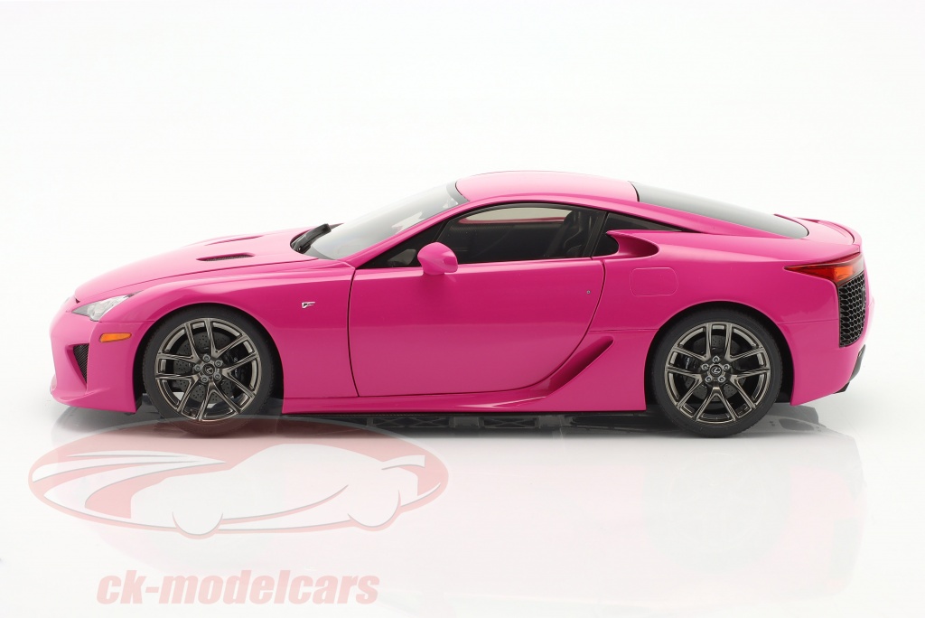AUTOart 1:18 Lexus LFA year 2010 pink 78859 model car 78859 674110788594