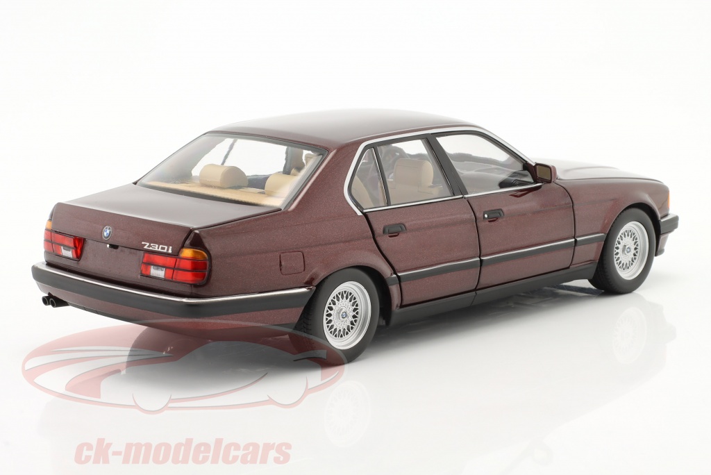 Minichamps 1:18 BMW 730i (E32) Baujahr 1986 rot 100023007 Modellauto 100023007 4012138759299