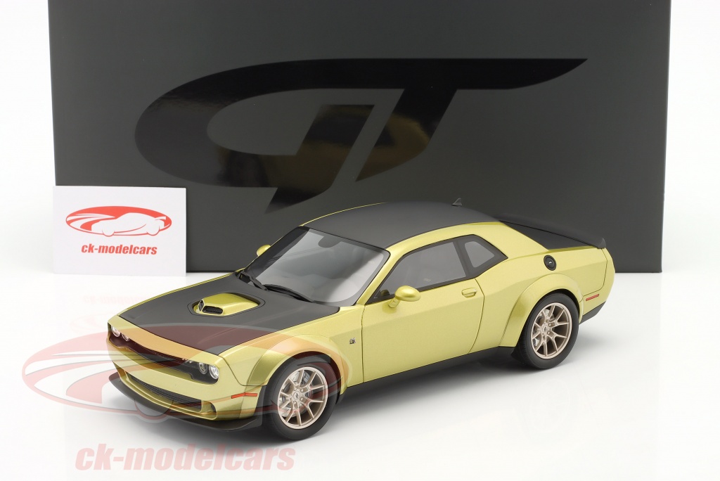 GT-SPIRIT 1:18 Dodge Challenger R/T Scat Pack Widebody green metallic ...