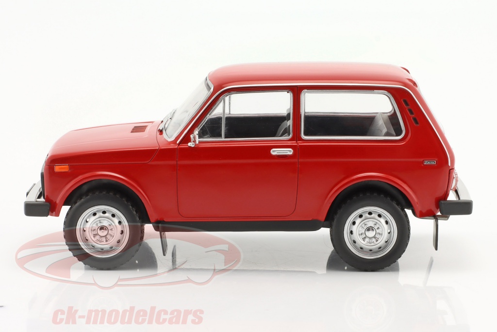 WhiteBox 1:24 Lada Niva rot WB124133 Modellauto WB124133 4052176652534