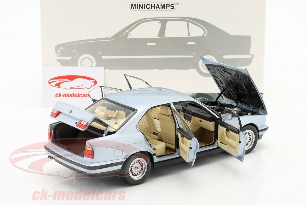 Minichamps 1:18 BMW 535i (E34) year 1988 light blue metallic 100024007 ...
