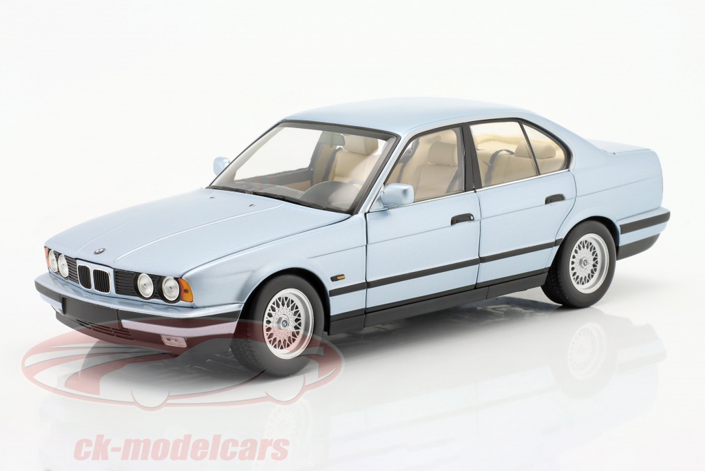 Minichamps 1:18 BMW 535i (E34) year 1988 light blue metallic 100024007 ...