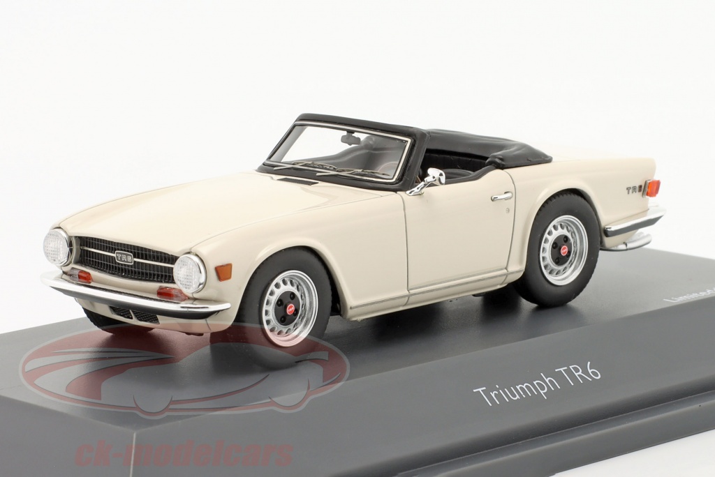 Schuco 1:43 Triumph TR6 Roadster Byggeår 1968-1976 hvid 450915100 model ...