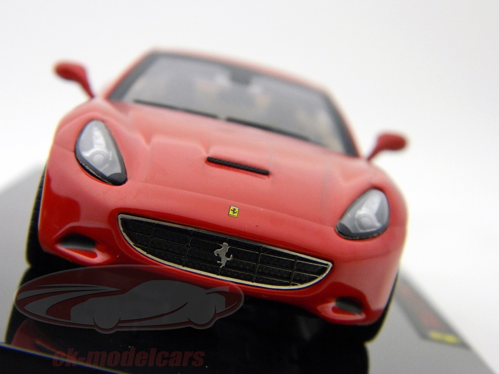 HotWheels Elite 1:43 Ferrari California V8 Convertible with Hardtop red ...
