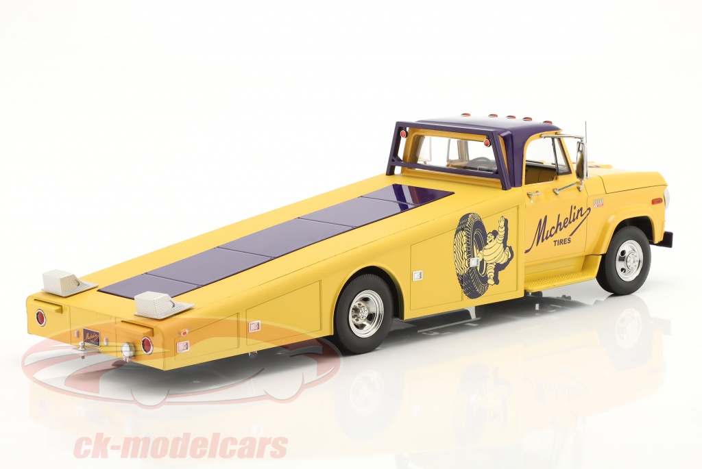 GMP 1:18 Dodge D-300 Ramp Truck Michelin year 1970 yellow A1801906 ...