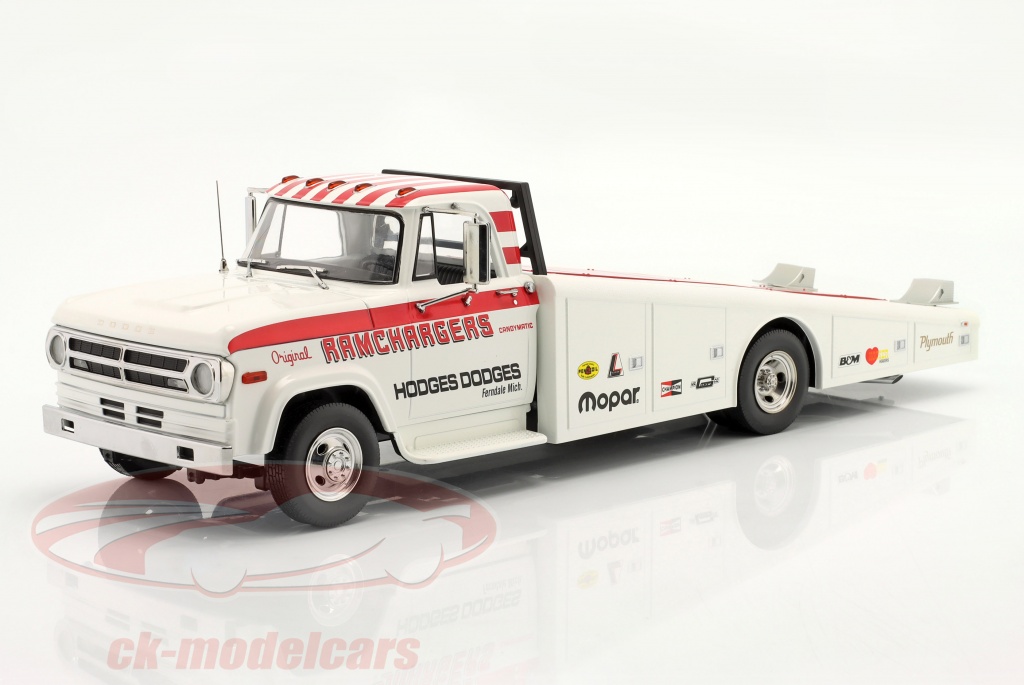 GMP 1:18 Dodge D-300 Ramp Truck Ramcharger year 1970 white / red ...