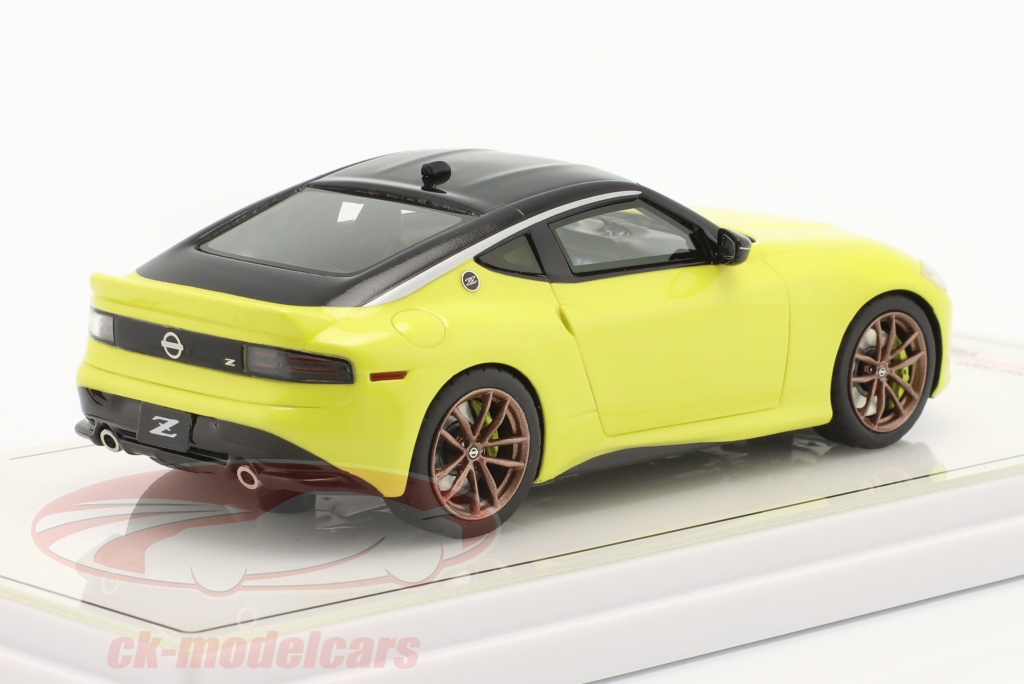 True Scale 1:43 Nissan Z Proto Spec 建設年 2023 ikazuchi 黄色 / 黒 TSM430644 ...