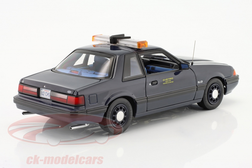 GMP 1:18 Ford Mustang SSP US Air Force U-2 Chase Car 1988 mørkeblå ...