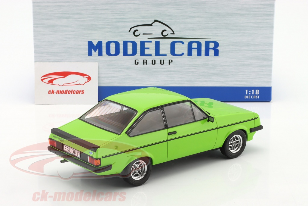 Modelcar Group 1:18 Ford Escort MK2 RS 2000 light green MCG18406 model ...