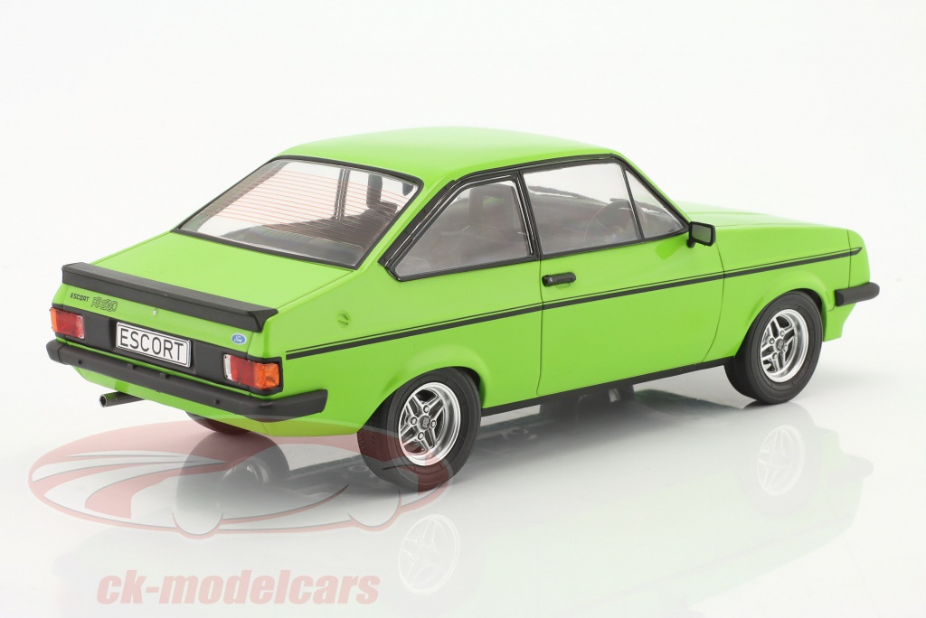 Modelcar Group 1:18 Ford Escort MK2 RS 2000 light green MCG18406 model ...