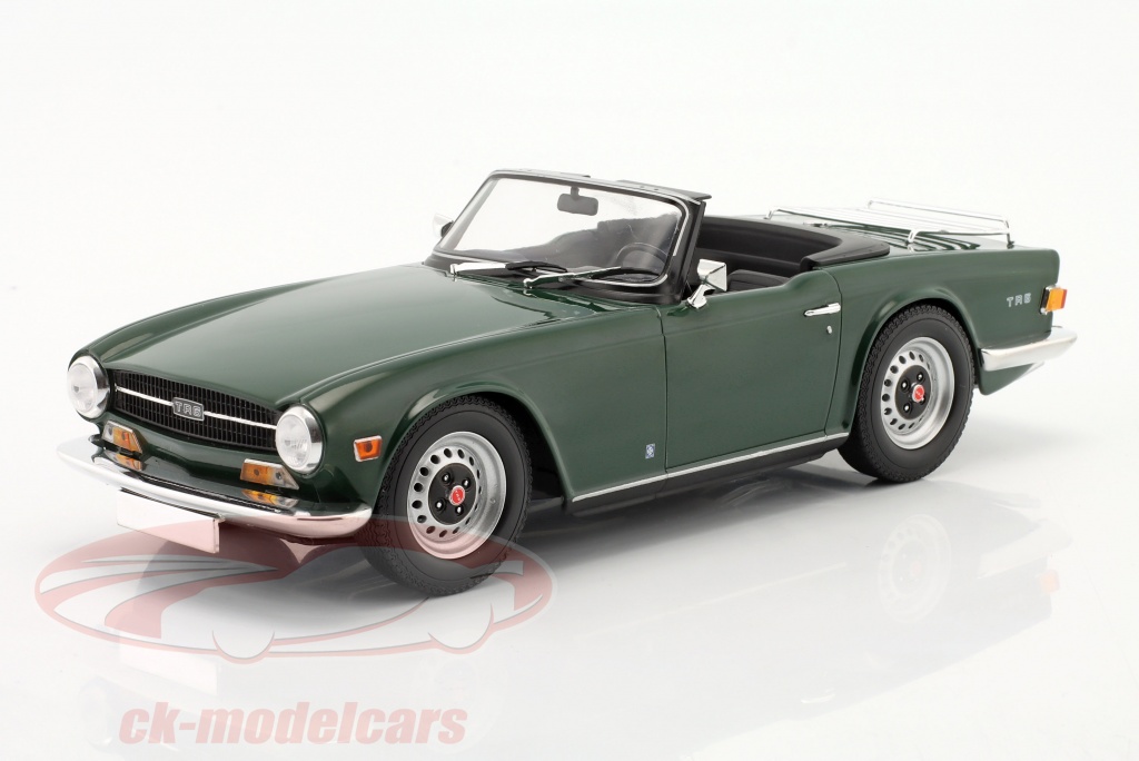 Minichamps 1:18 Triumph TR6 Roadster LHD Bouwjaar 1969 donkergroen ...
