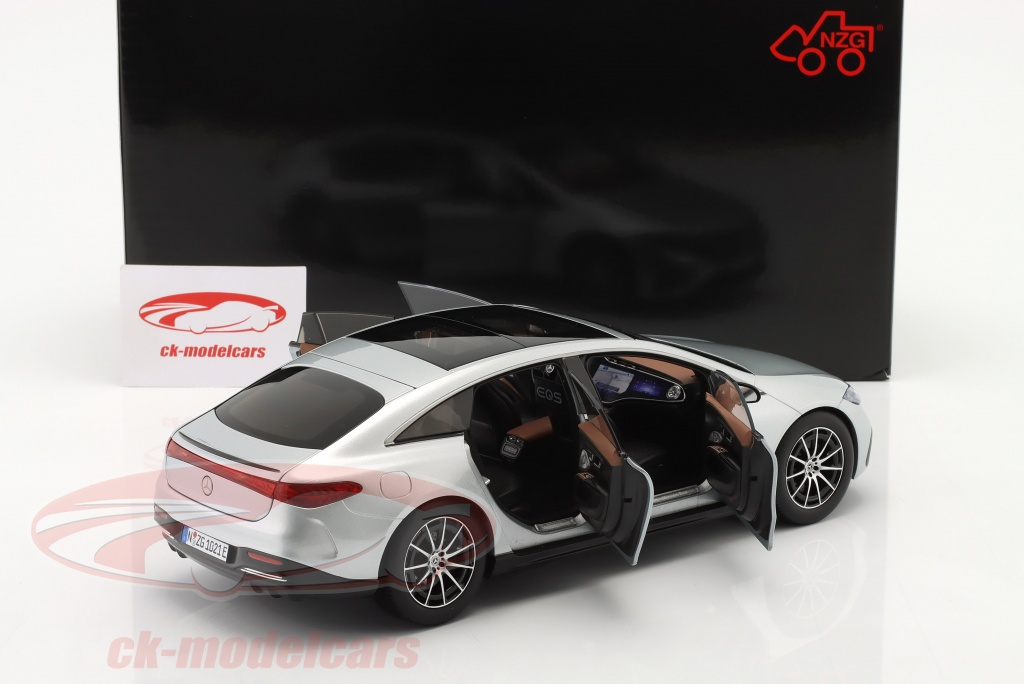 NZG 1:18 Mercedes-Benz EQS 建設年 2021 ハイテクシルバー 1021/55 モデル 車 1021/55 ...