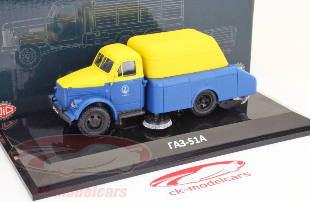 Spark 1:43 GAZ -51 A/PU-20 Street Cleaning Truck DIP 105106 model car ...