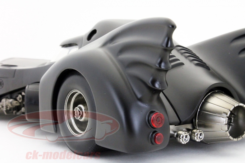 HotWheels 1:18 Batmobile Moviecar Batman 1989 mattscarz / matt black ...