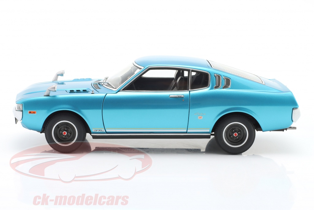 AUTOart 1:18 Toyota Celica Liftback 2000GT (RA25) Baujahr 1973 türkis metallic 78767 Modellauto ...