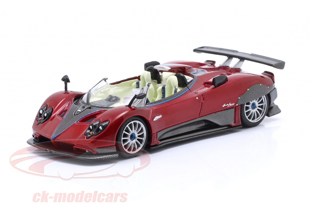 True Scale 1:64 Pagani Zonda HP Barchetta LHD Dubai rød MGT00432L model ...