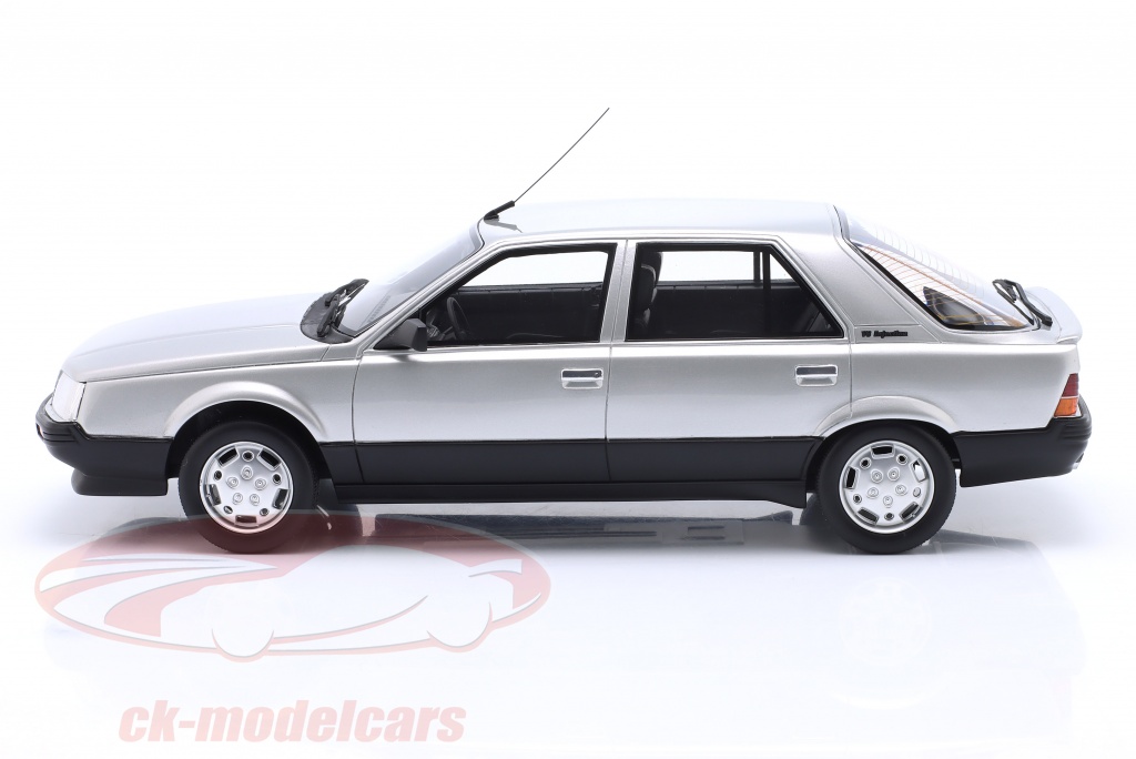 Ottomobile 1:18 Renault 25 (R25) Phase 1 V6 Injection 建设年份 1985 银 ...