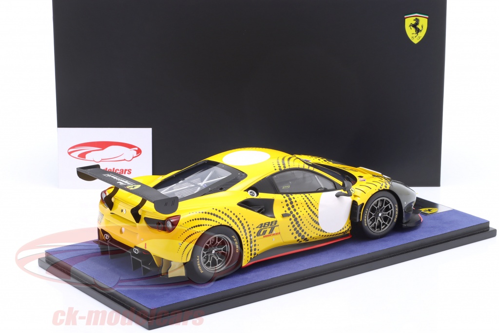 LookSmart 1:18 Ferrari 488 GT Modificata 2020 amarelo / cinza escuro ...
