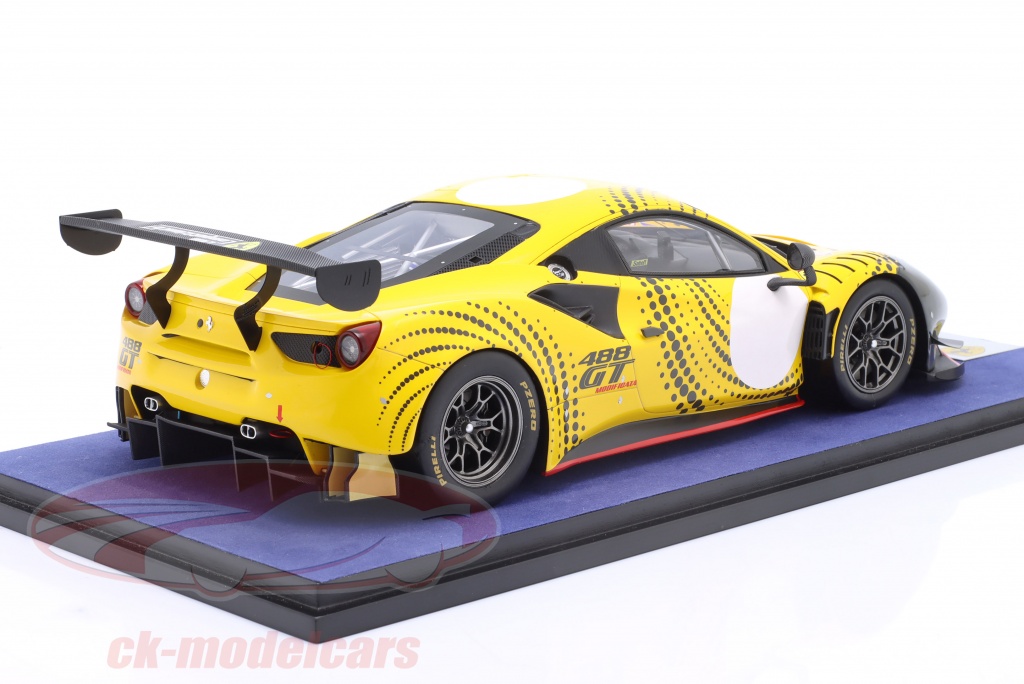 LookSmart 1:18 Ferrari 488 GT Modificata 2020 jaune / gris foncé ...