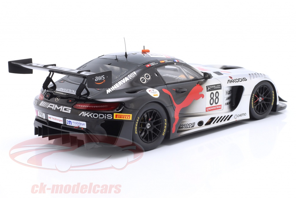 Spark 1:18 Mercedes-Benz AMG GT3 #88 gagnant 24h Spa 2022 Team AKKodis ...