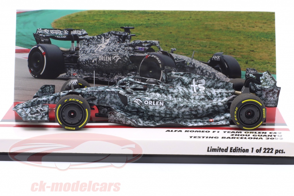 Minichamps 1:43 Zhou Guanyu Alfa Romeo C42 formula 1 test Barcelona ...