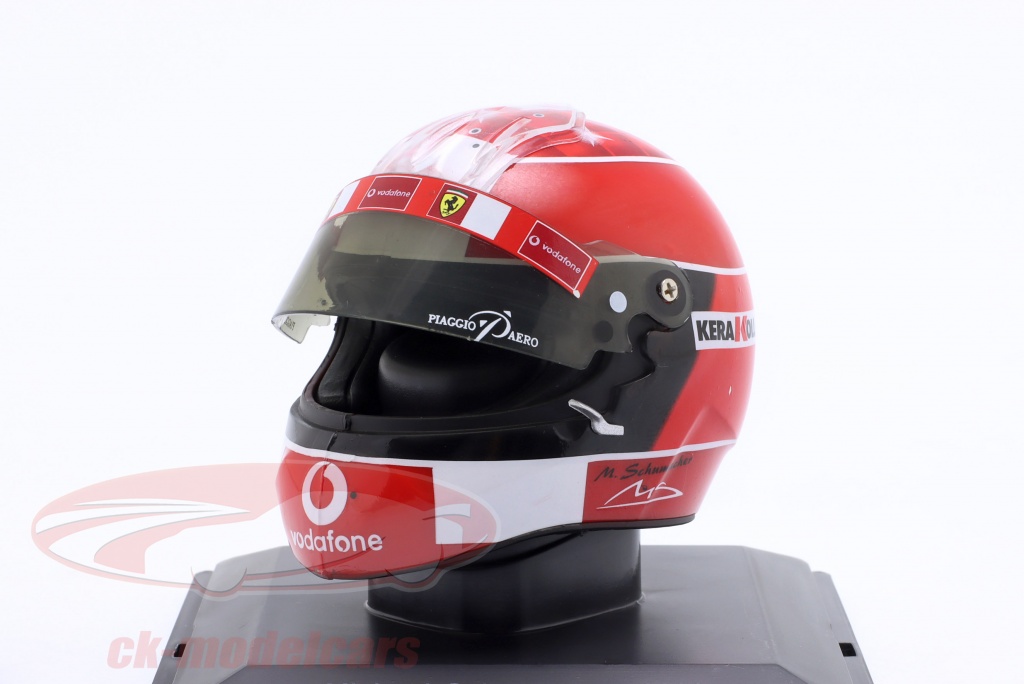 Spark 1:5 M. Schumacher #1 Ferrari 2001B Formel 1 Weltmeister 2002 Helm Editions MW8ALA0001 ...
