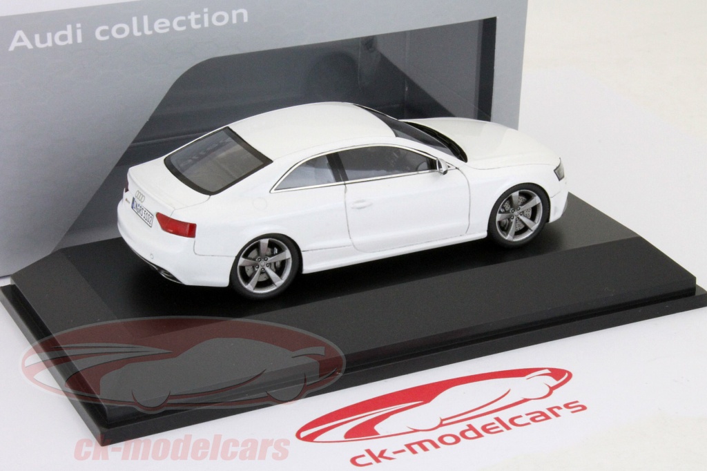 Spark 1:43 Audi RS 5 MJ 2012 ibis white 5011215433 model car 5011215433 ...