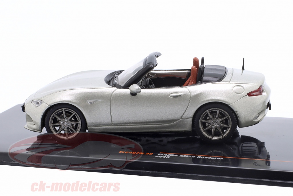Ixo 1:43 Mazda MX-5 Roadster year 2019 beige metallic CLC487N.22 model ...