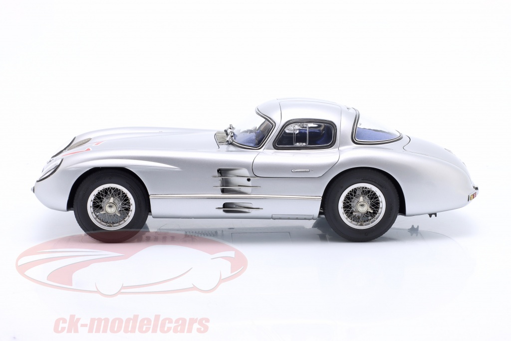 CMC 1:18 Mercedes-Benz 300 SLR Uhlenhaut-Coupe Testcar RAC Tourist ...