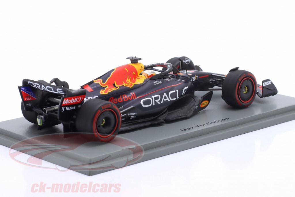 Spark 1:43 M. Verstappen Red Bull RB18 #1 winnaar Italië GP formule 1 Wereldkampioen 2022 S8550 ...