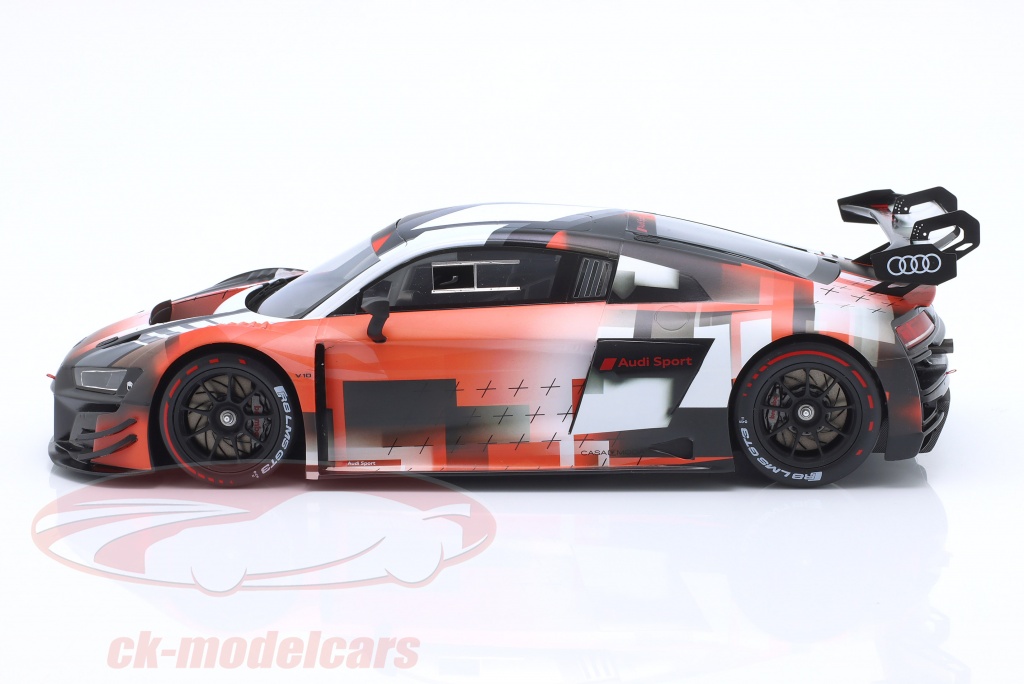 Spark 1:18 Audi R8 LMS GT3 Evo 2 Presentation car 5022200251 model car 5022200251 4250741108596
