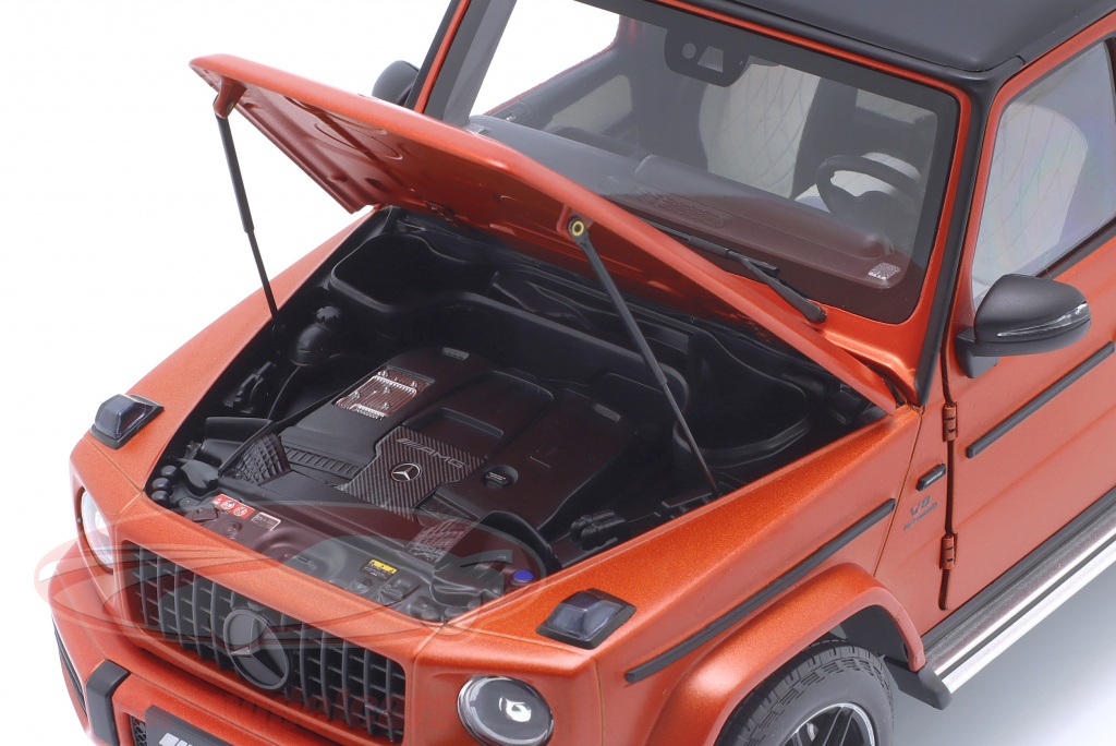 Minichamps 1:18 Mercedes-Benz G63 AMG (W463) year 2020 copper orange ...