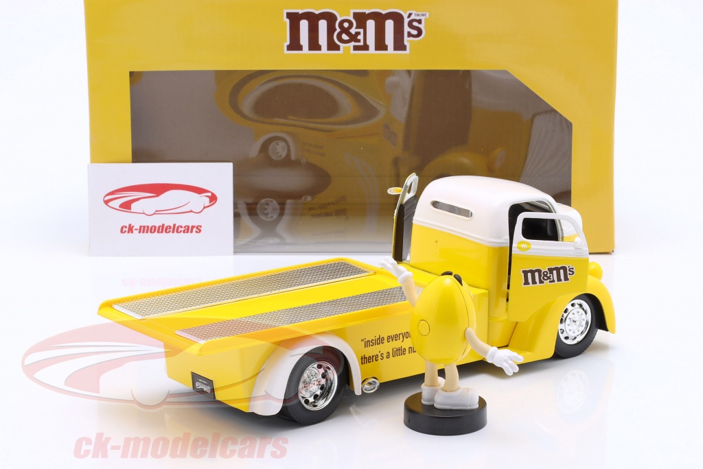 Jadatoys 1:24 Ford COE Flatbed 1947 con M&Ms cifra Amarillo 253255066 ...