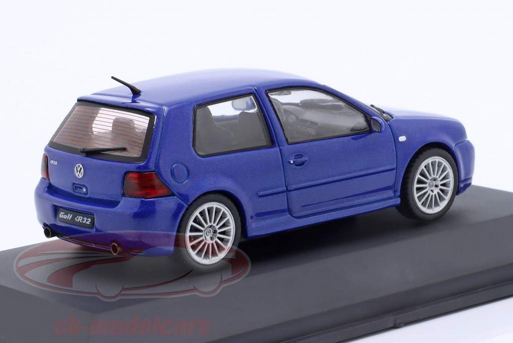 Solido 1:43 Volkswagen VW Golf IV R32 year 2003 blue S4313601 model car ...