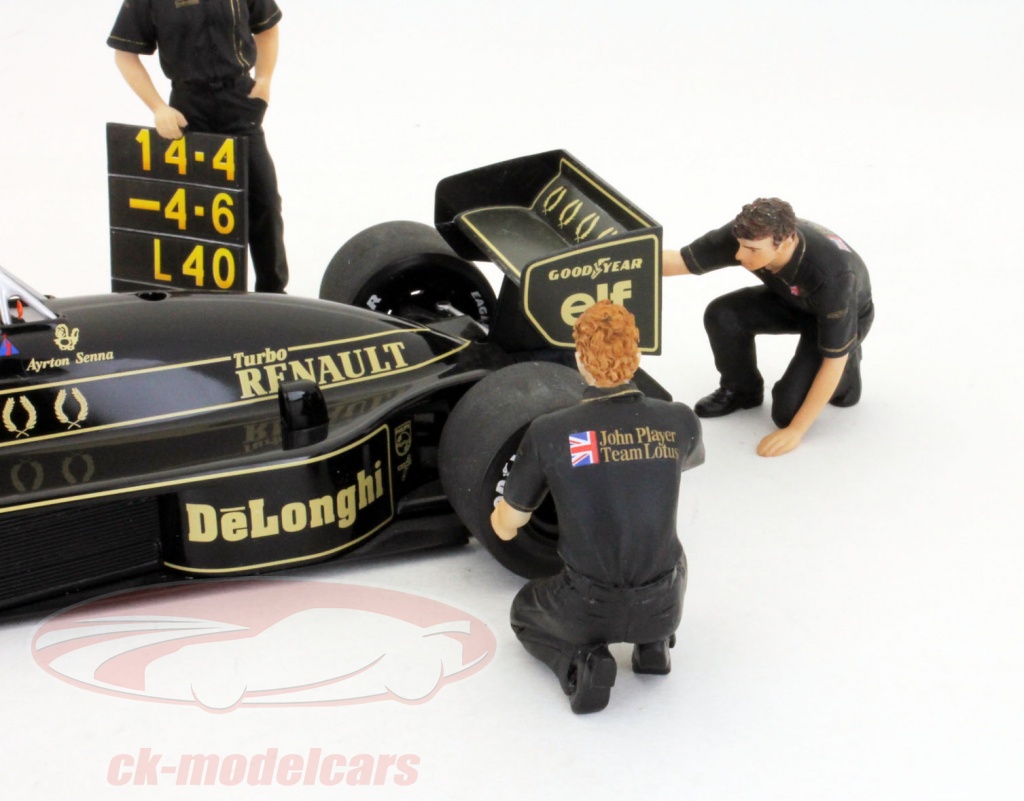 True Scale 1:18 JPS Team Lotus Colin Chapman Formula 1 Figure Set ...