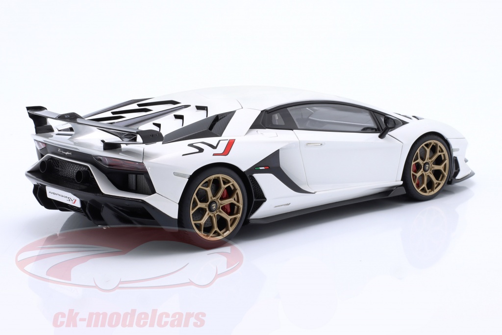 AUTOart 1:18 Lamborghini Aventador SVJ Byggeår 2019 perle hvid 79217 ...