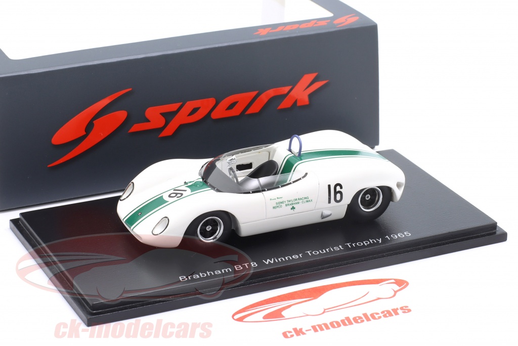 Spark 1:43 Brabham BT8 #16 勝者 Tourist Trophy 1965 Denny Hulme S7085 モデル 車 S7085 9580006970855