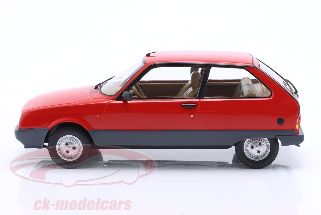Triple9 1:18 Citroen Axel 12 TRS Année de construction 1990 rouge T9 ...