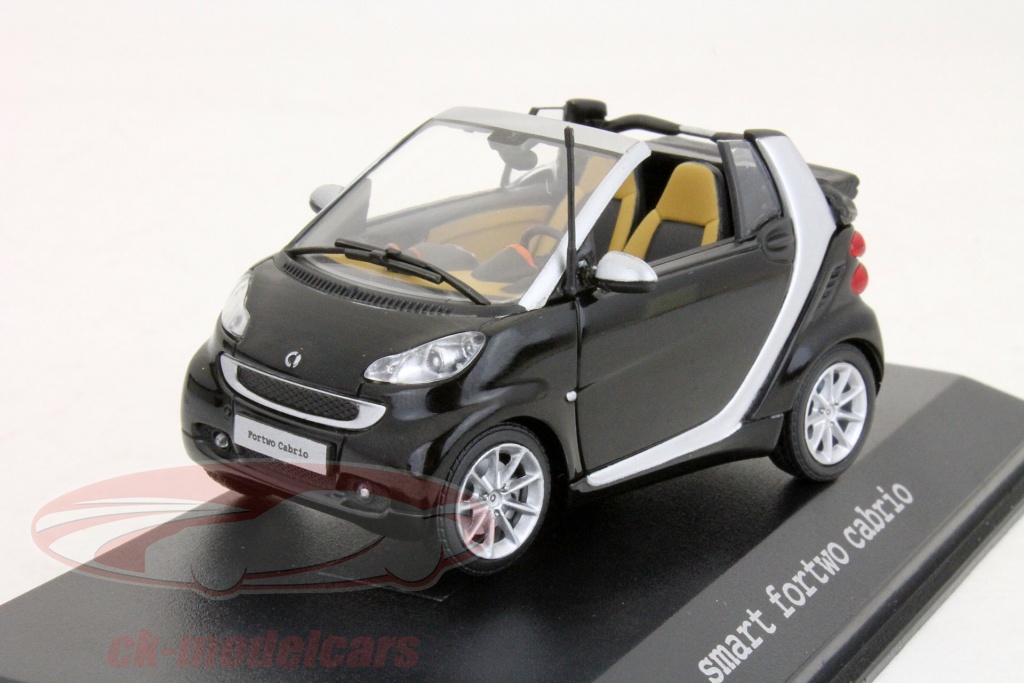 Minichamps 1:43 Smart Fortwo Cabriolet dunkelschwarz / deep black ...