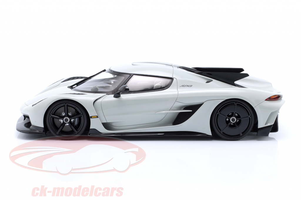 GT-SPIRIT 1:18 Koenigsegg Jesko Absolut Byggeår 2022 kridtgrå GT412 ...