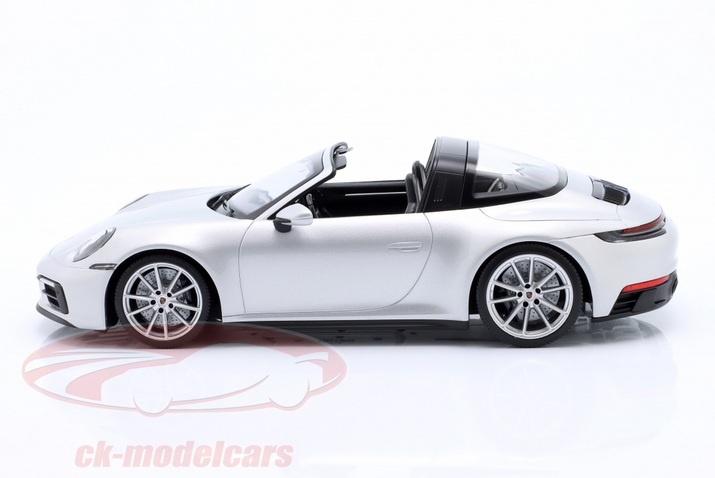 Minichamps 1:18 Porsche 911 (992) Targa 4 GTS year 2021 GT silver ...